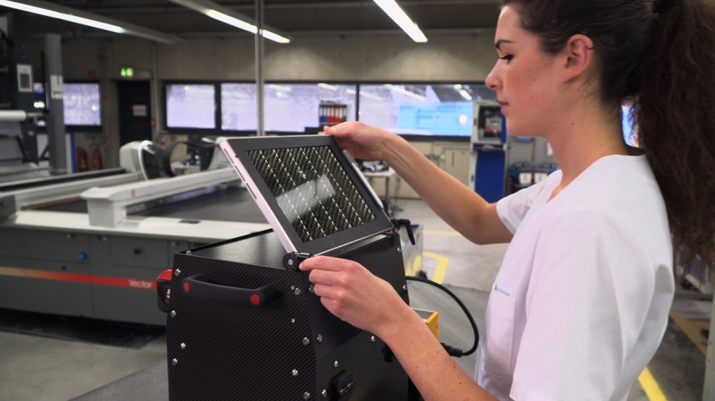 Techtextil: Digital surface microscope | textile network