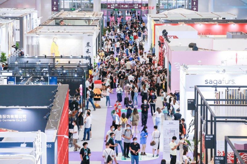 Realignment of the CHIC shows | textile network