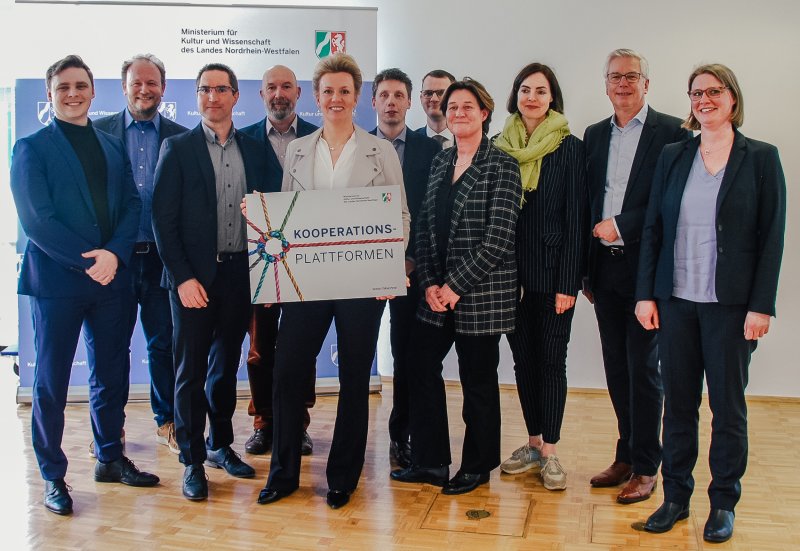 Hindernisse überwinden für eine nachhaltige Textilwirtschaft | textile network | Internationales ...