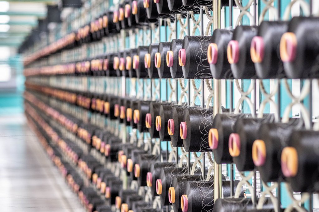 Aus Abfall entsteht ein hochwertiges Garn | textile network ...