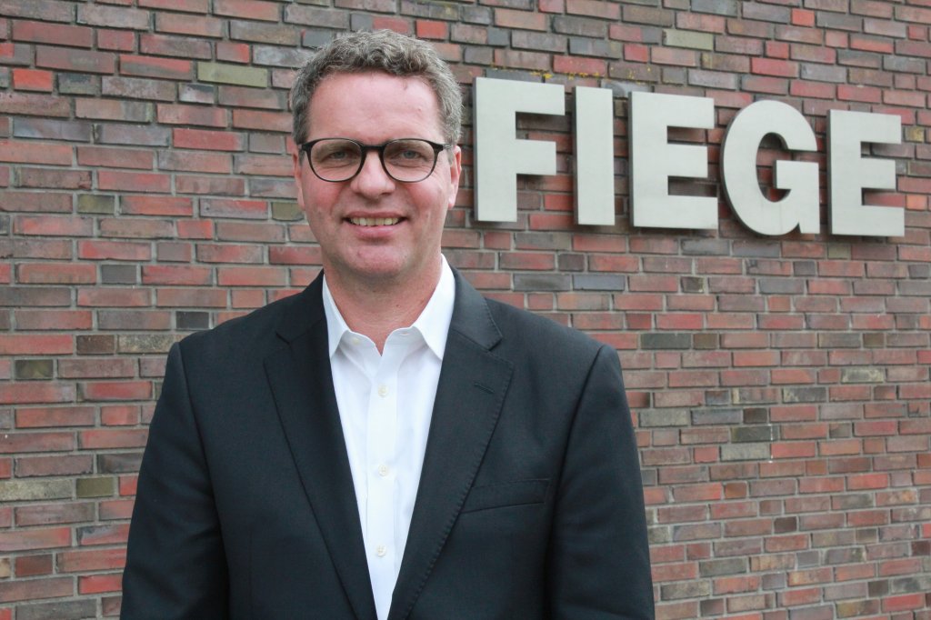 Martin Rademaker und Dr. Stefan Thies im Vorstand | textile network ...